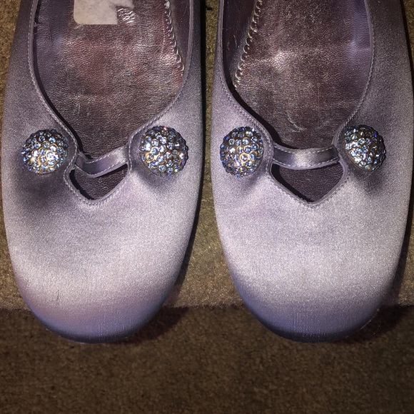 Delman | Shoes | Beautiful Delmans Excellent Quality Satin Shoe | Poshmark